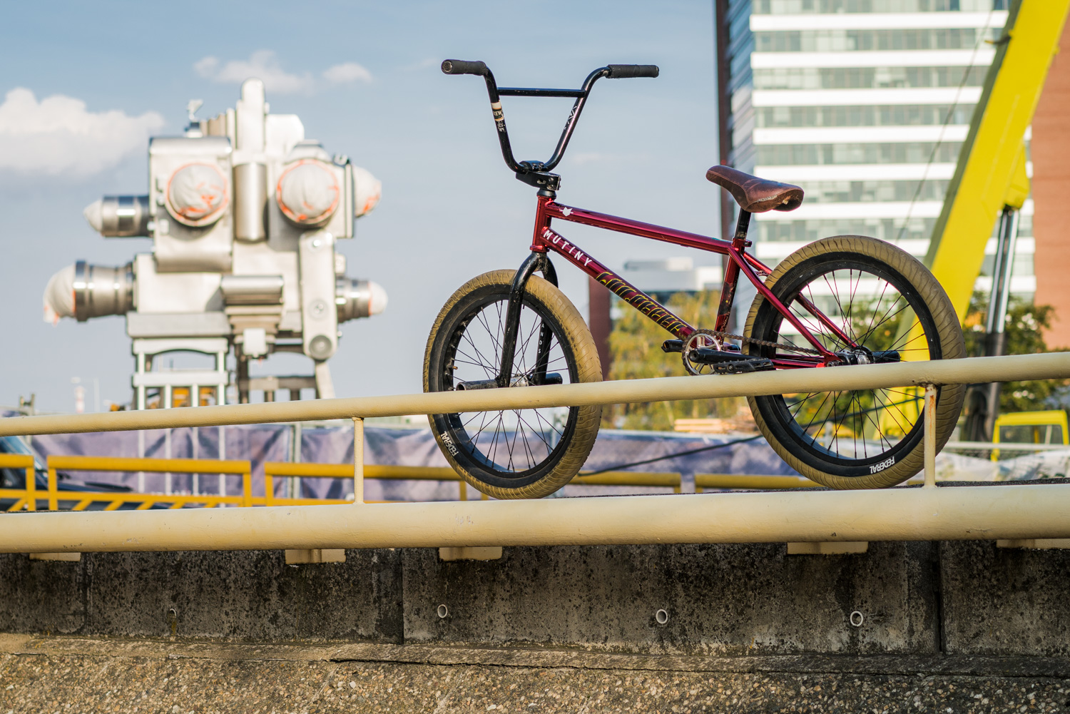 PAVEL TENČÍK - MUTINY LOOSEFER | TBB-BIKE